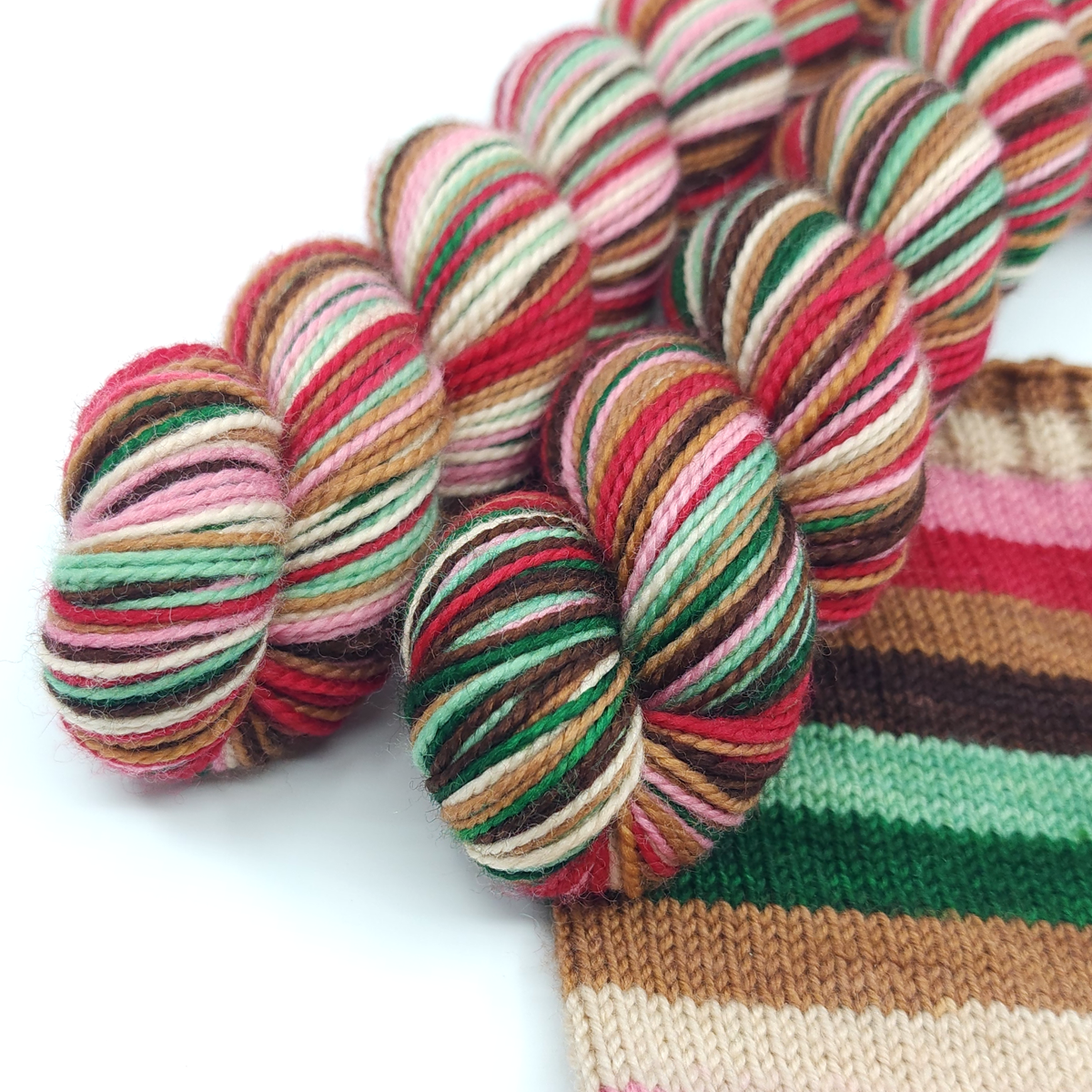 Gingerbread House, Matchy Matchy Jitterbug Fingering – Hinkston Handmade