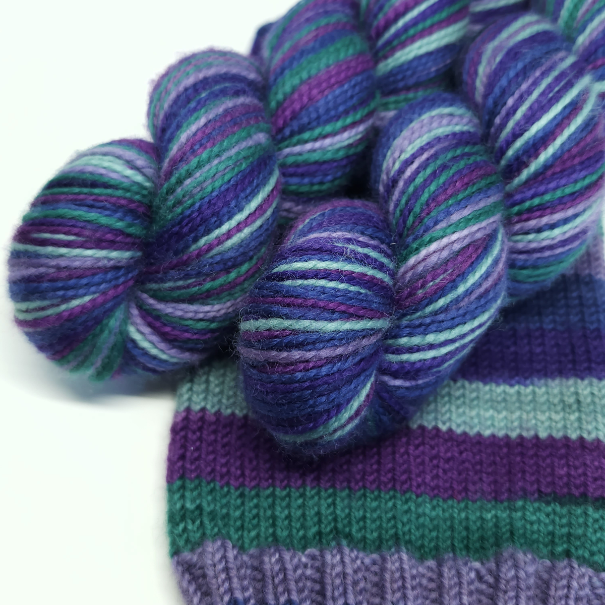 Grape Expectations, Matchy Matchy Jitterbug Fingering – Hinkston Handmade